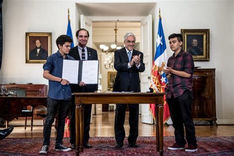 Promulgan Ley Que Permite El Cambio De Sexo