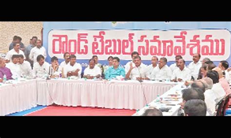 Ysrcp Sets To Counter Padayatra