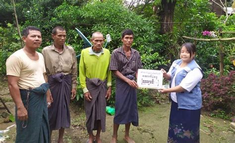 သာယာဝတီမြို့တွင် မြစ်မခရေတိုက်စားပြီးကမ်းပြိုကျမှုကြောင့် ပြိုလဲပျက်စီးနေအိမ်များအား ထောက်ပံ့င