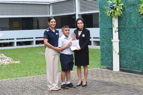 ขอแสดงความยินดีกับนักเรียนที่ได้รับรางว โรงเรียนรัตนศึกษา Facebook