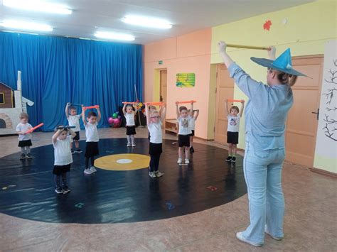 Сайт Выверской школы сада Физкультурное развлечение Незнайка в гостях у ребят