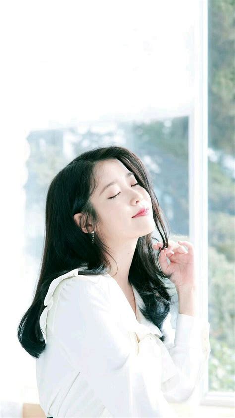 Iu 아이유 Leejieun 이지은 Kpop Koreansinger Redhead Beauty Korean