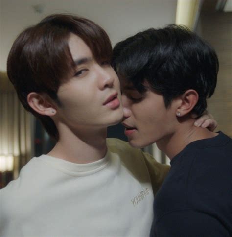 Shimmer Body Oil Babes Kiss Babes Isak Even Nct Friends Series Hot