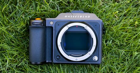 Hasselblad X2d Gets Focus Bracketing Touch Af Focus Peaking And More