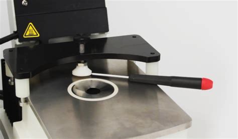 Ri Measurement Of Solids Refractive Index