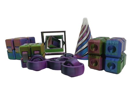 ¿qué Son Los Fidgets Descubre El Mundo De La Concentración En Tus Man Nn Fidgets