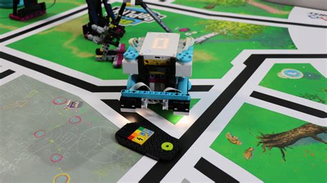 simple 2 state line follow with color sensor from lego fllcasts