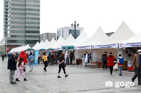 Хичээлийн шинэ жилийн үзэсгэлэн худалдаа дараах байршлуудад болж байна