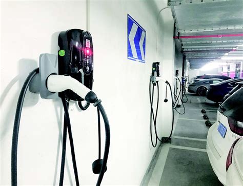 增设公共充电桩 缓解居民“充电难” 松江报