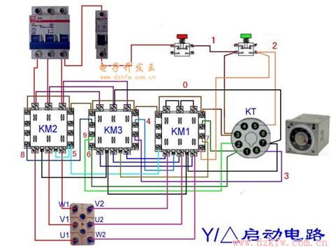 三相异步电动机延时启动实物接线图