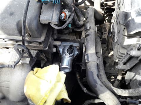 Замена термостата и лопнул корпус термостата — Chevrolet Cruze (1G), 1 ...