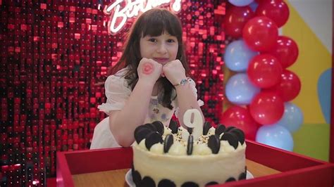 ვენდის საქართველოს დაბადების დღის ცენტრი Wendys Georgia Birthday Centre Youtube