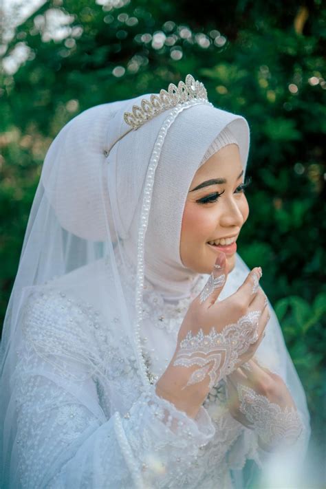 14 Aksesori Hijab Untuk Pernikahan Tertutup Dan Tetap Elegan Wedding Market