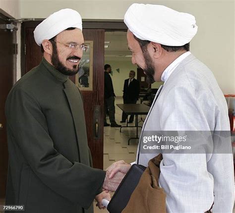 Imam Husham Al Husainy Photos Et Images De Collection Getty Images