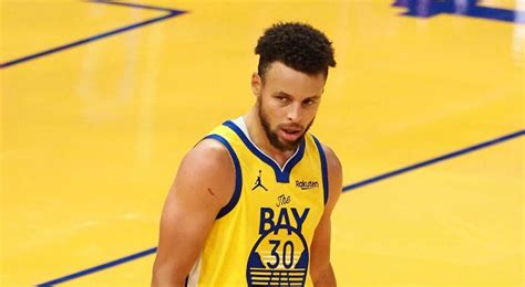 Basketball Top5 影快訊柯神回歸！柯瑞狂轟生涯新高62分 無解三分彈再現 勇士擊退拓荒者
