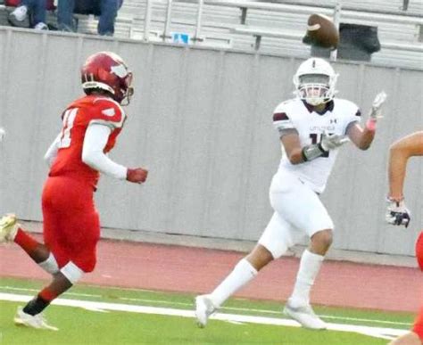 Wildcats Pick Up Win At Stanton 39 7 Lamb County Leader News