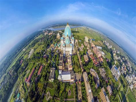 Worlds Largest Hindu Temple Temple Of The Vedic Planetarium And All