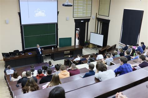 Делегация Объединенного института ядерных исследований работает в ТПУ ТПУ