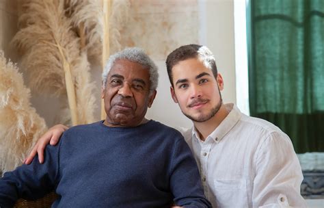 แปลงภาพถ่ายใบหน้าเป็นสไตล์การ์ตูนด้วย Cartoonizer ออนไลน์คลิกเดียวที่ดีที่สุด