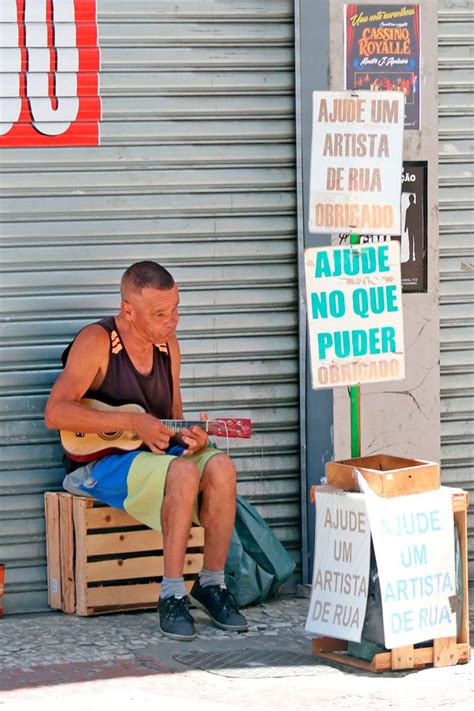 Artistas De Rua Reforçam Papel Democrático Do Calçadão Da Halfeld