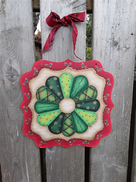 Dresden Wreath E Pattern Tuttles Touches