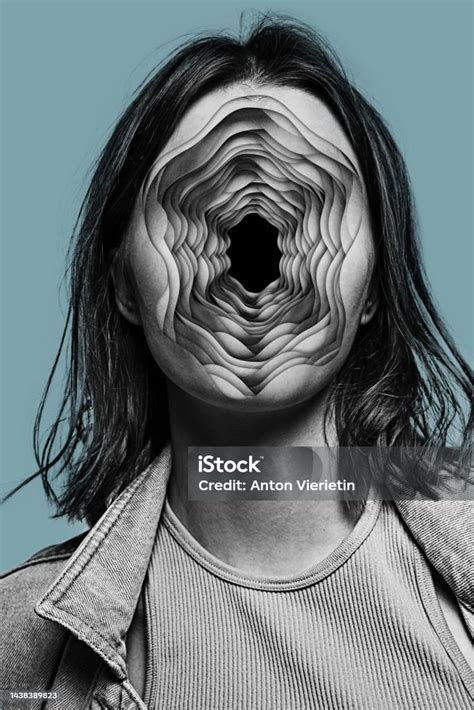 현대 미술 콜라주 창의적인 디자인 최면 시력에 여성 얼굴 환각 진 스타일 아트워크 절망 슬픔에 대한 스톡 사진 및 기타 이미지 절망 슬픔 정신 건강 20 24세