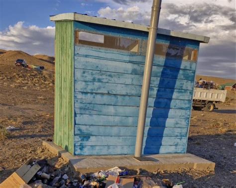 Өгий Аварга тосон Хяргас нуур орчимд байршуулсан нүхэн жорлонг буулгажээ Delhii Mn