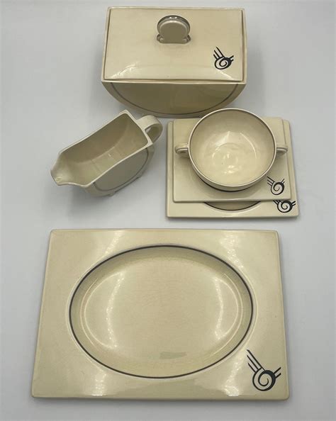 Clarice Cliff Part Bizarre Soup Dinner Serving Set Nostalgianique