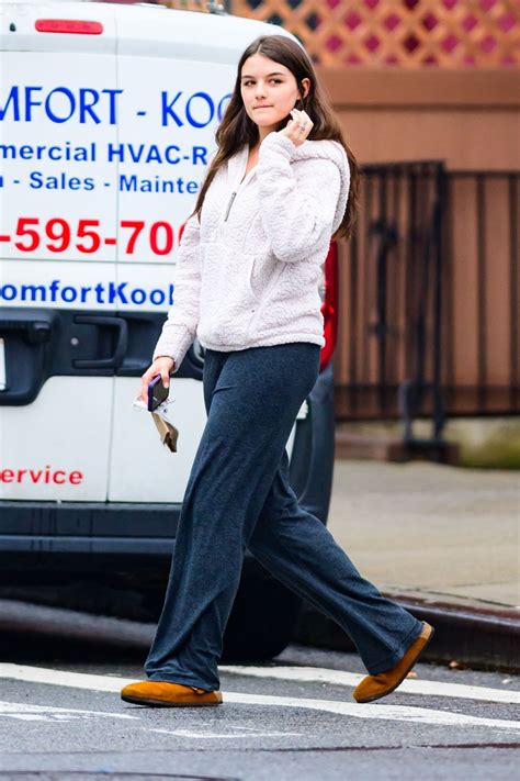 Suri Cruise Fashion Icon In The Making As She Heads To College