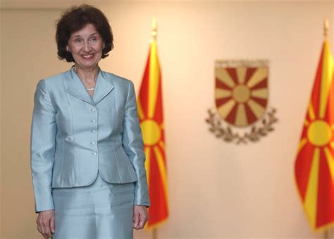 Силяновска не реагирала на липсващото знаме за да не предизвика скандал