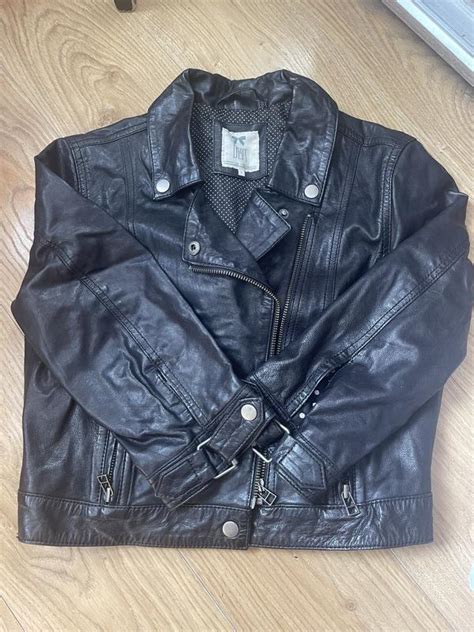 Куртка кожаная — цена 860 грн в каталоге Куртки Купить женские вещи по доступной цене на Шафе