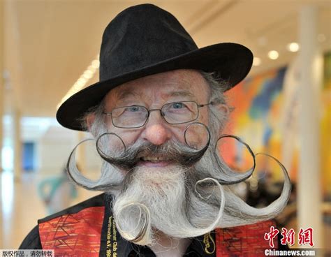 이색적인 세계 콧수염 대회 독일서 열려 4