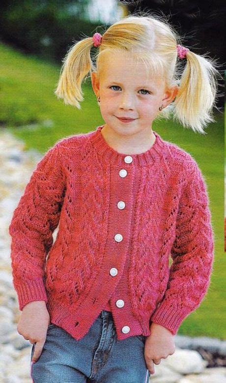 Розовая кофточка для девочки спицами Вязаная детская одежда Детское вязанье Дети