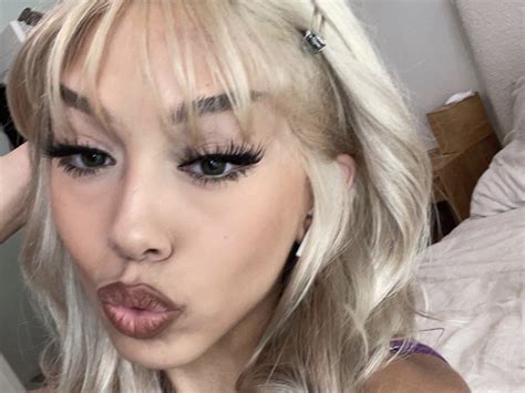 Bianca Bangs The Jaw Dropping Vixen Is Glowing Up With Her Blonde Head