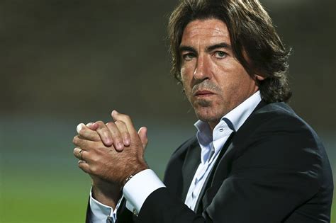 Sá Pinto A Caminho Do Irão Para Assumir O Comando Do Esteghlal