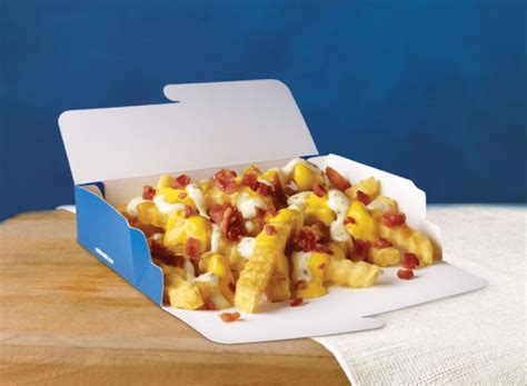 7 Fast Food Restaurants That Serve The Best Cheese Fries