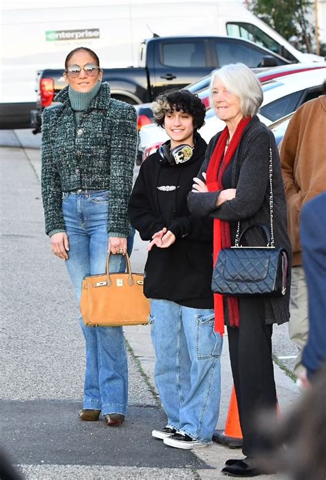 ბენ აფლეკი ორ ჯენიფერთან ერთად უახლესი ფოტოები რადიო ფორტუნა Fortuna Ge