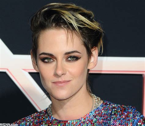 クリステン・スチュワート、新作映画で演じるダイアナ妃の姿が初公開！そっくりすぎると話題に 写真あり Tvgroove