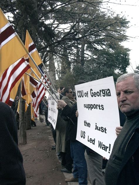 ომი თუ მშვიდობა • ფოტოგრაფია • ფოტორეპორტაჟი • Netgazeti Ge