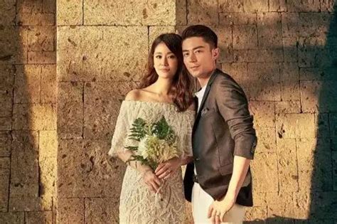 林心如婚纱照大盘点：六款最代表品位的婚纱