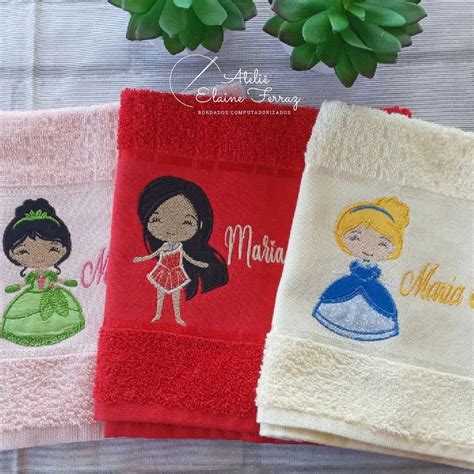 Kit Toalha Bordadas Tema Princesas 03 Unidades Elo7