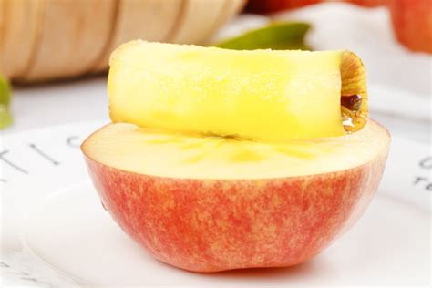 盘子里装着糖心苹果图片素材 盘子里装着糖心苹果设计素材 盘子里装着糖心苹果摄影作品 盘子里装着糖心苹果源文件下载 盘子里装着糖心苹果图片素材下载 盘子里装着糖心苹果背景素材 盘子里装着糖心苹果