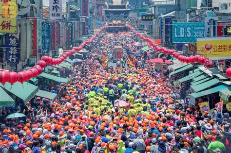 全台瘋媽祖！想求保庇「出發前淨身、3類人別鑽轎」 信徒18禁忌必知 Enews新聞網