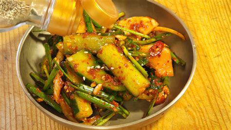 끝까지 아삭아삭한 오이무침