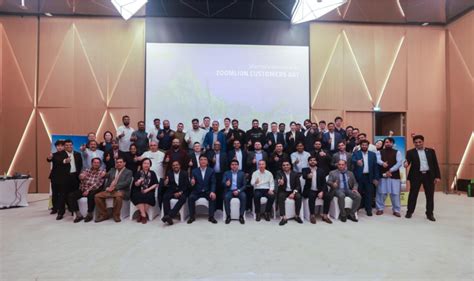 超2亿订单激荡市场，中联重科工程起重机热销中东 匠客工程机械