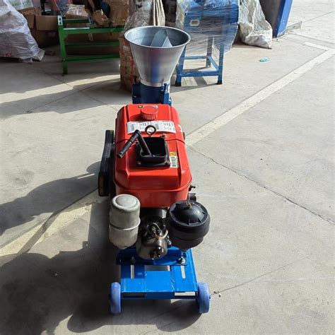 Corn Soybean Straw Grass Animal Feed Machine Diesel Pellet Machine