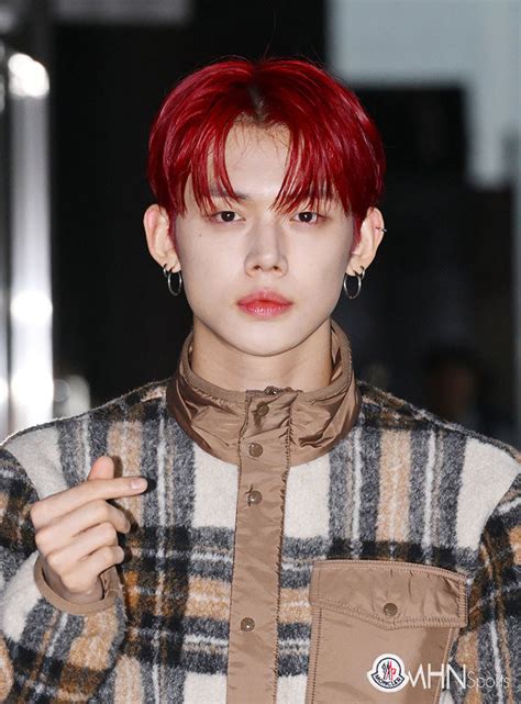 투모로우바이투게더 연준 타오르는 하트