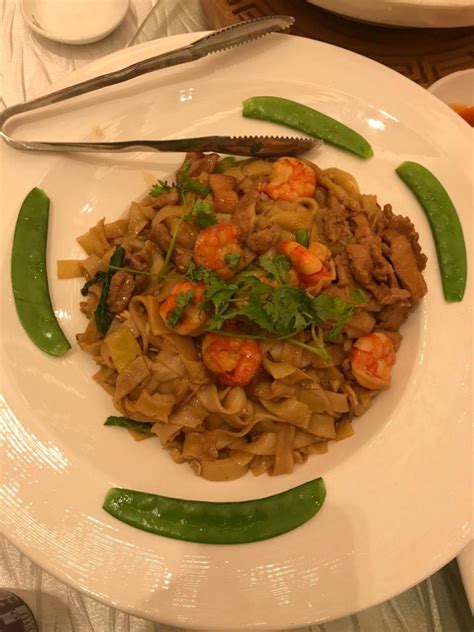 មកមើលមុខម្ហូបពេលល្ងាច ក្នុងពិធីមង្គលការចៅស្រីលោក ជា សុផារ៉ា មានអ្វីខ្លះ