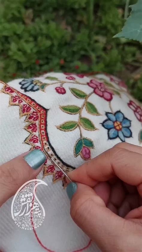 ‎پتهپته هزارنقشآموزش پته دوزی‎ ‎هنر من این است که به تو هنر بیاموزم