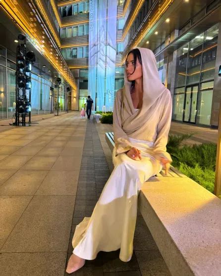 Анастасия Решетова выпустила коллекцию одежды